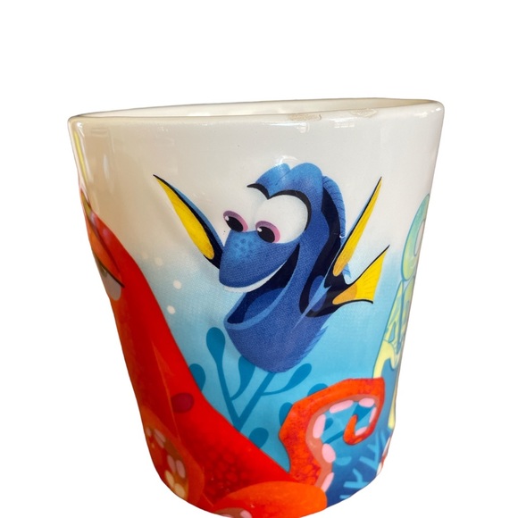 Disney | Kitchen | Disney Pixar Finding Nemo Dory Hank Octopus An Ocean ...